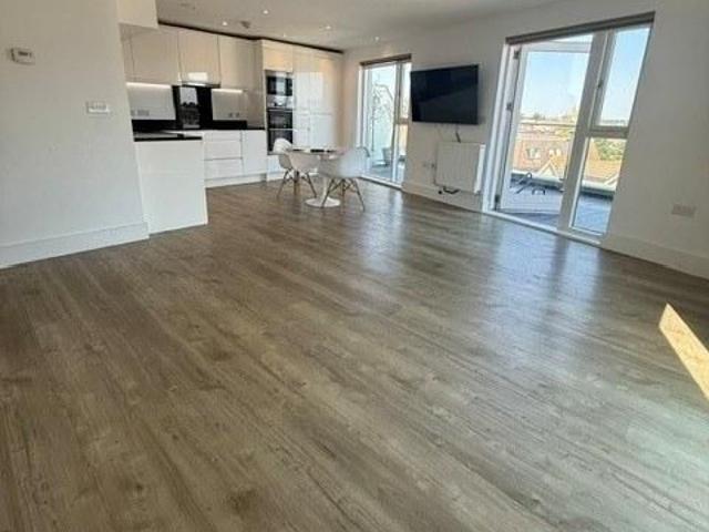 2 bedroom flat to rent