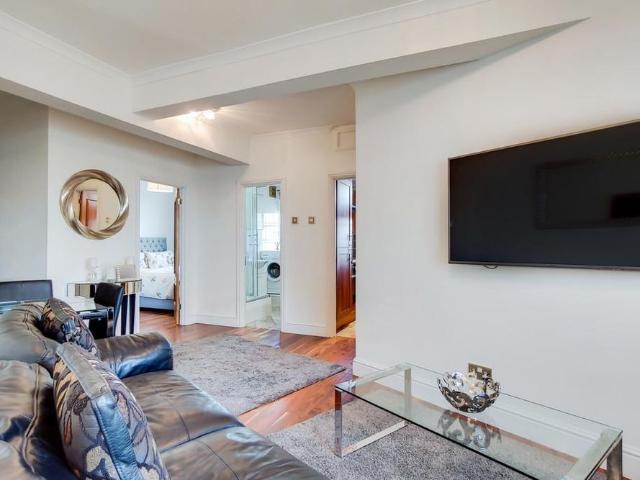 2 bedroom flat to rent
