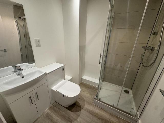 2 bedroom flat to rent