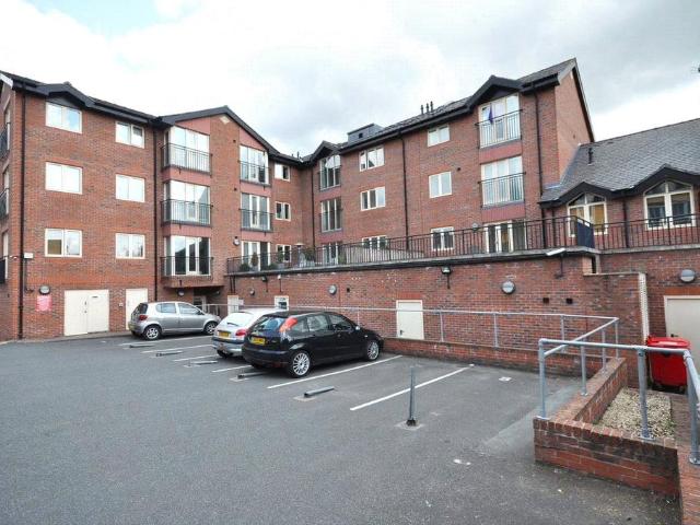 2 bedroom flat to rent