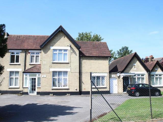2 bedroom flat to rent