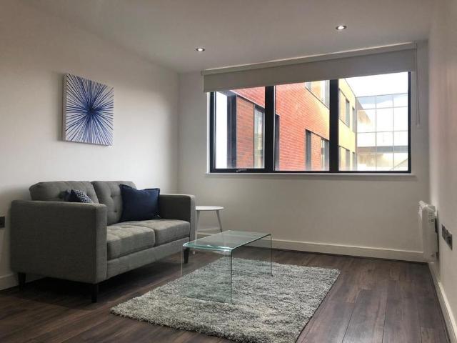 2 bedroom flat to rent