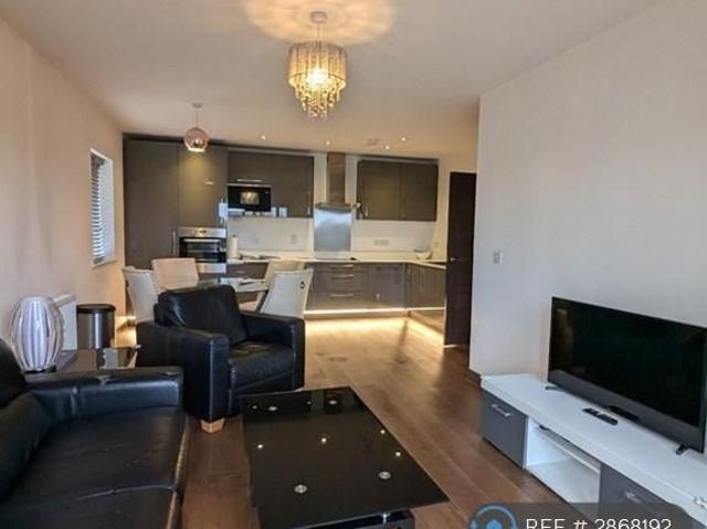 2 bedroom flat to rent