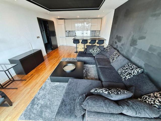 2 bedroom flat to rent