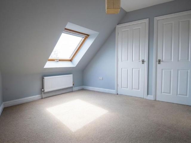 2 bedroom flat to rent