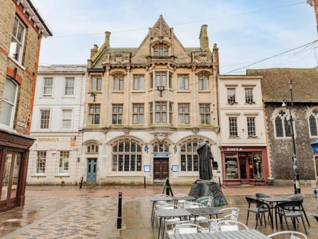 2 bedroom flat to rent