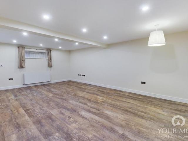 2 bedroom flat to rent