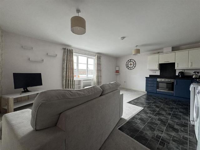 2 bedroom flat to rent