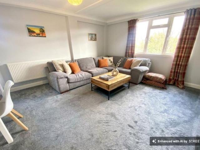 2 bedroom flat to rent
