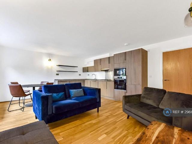 2 bedroom flat to rent