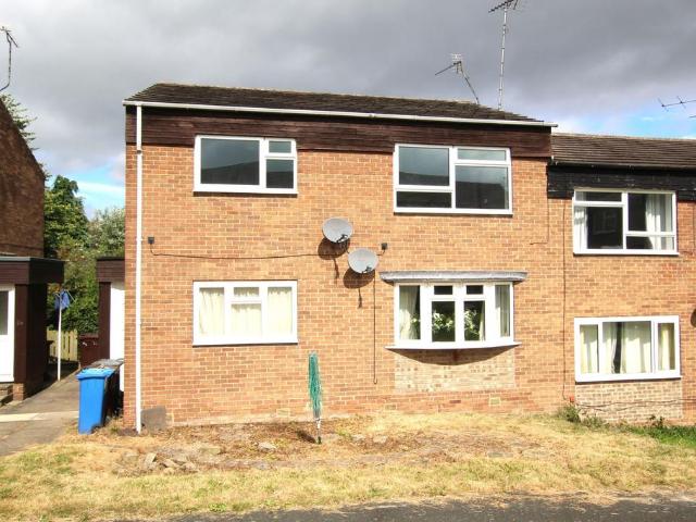 2 bedroom flat to rent
