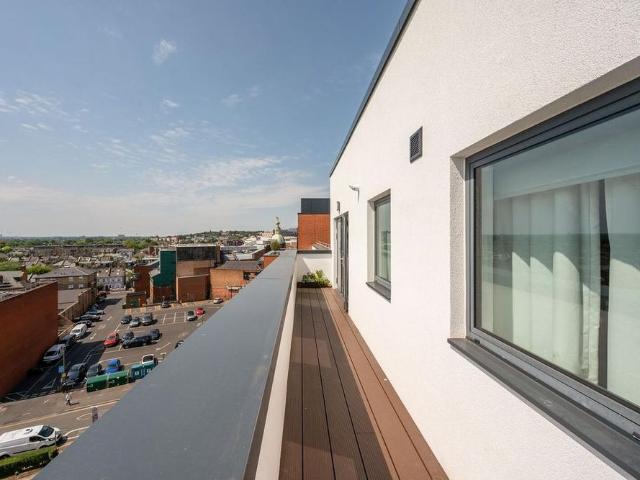 2 bedroom flat to rent