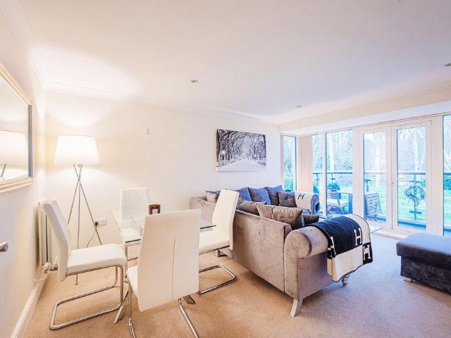 2 bedroom flat to rent