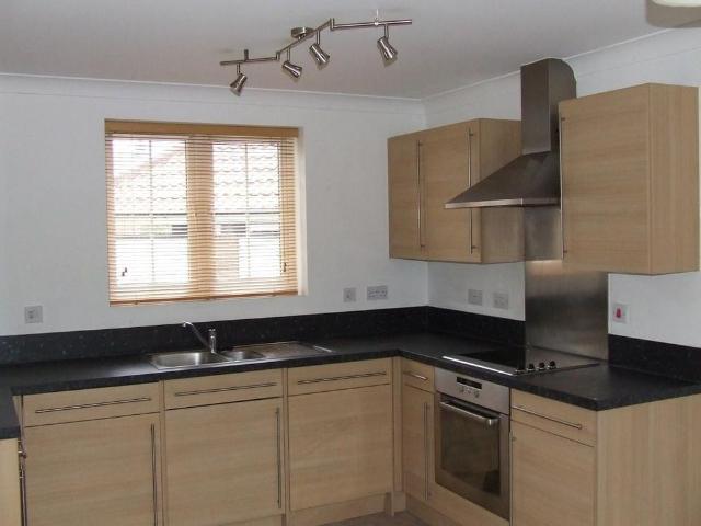2 bedroom flat to rent