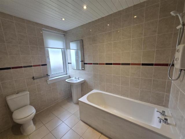 2 bedroom flat to rent
