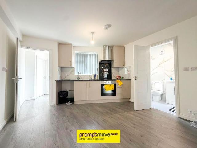 2 bedroom flat to rent