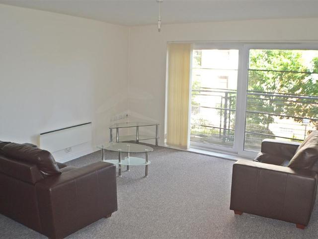 2 Bedroom Flat To Rent