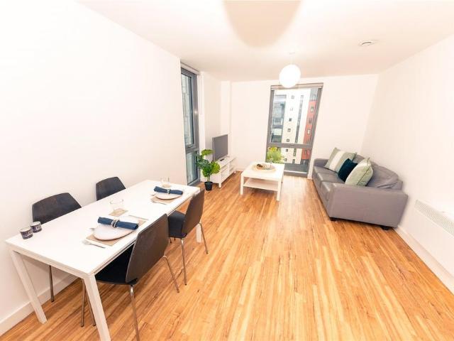 2 bedroom flat to rent