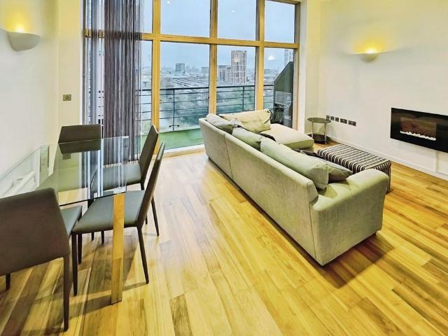 2 bedroom flat to rent