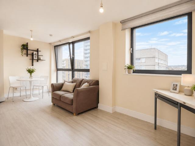 2 bedroom flat to rent
