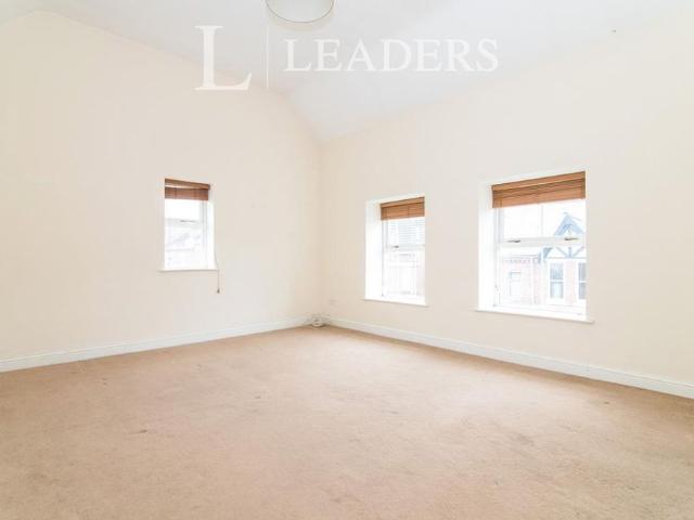 2 bedroom flat to rent
