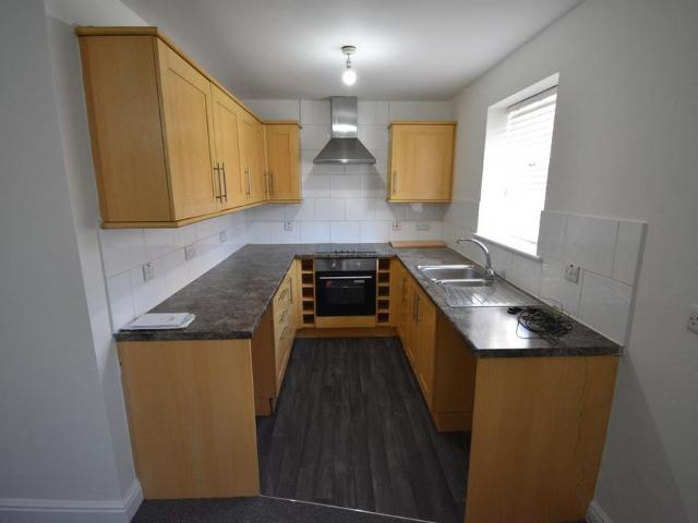 2 bedroom flat to rent