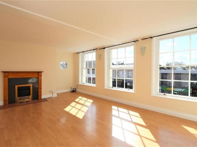 2 bedroom flat to rent