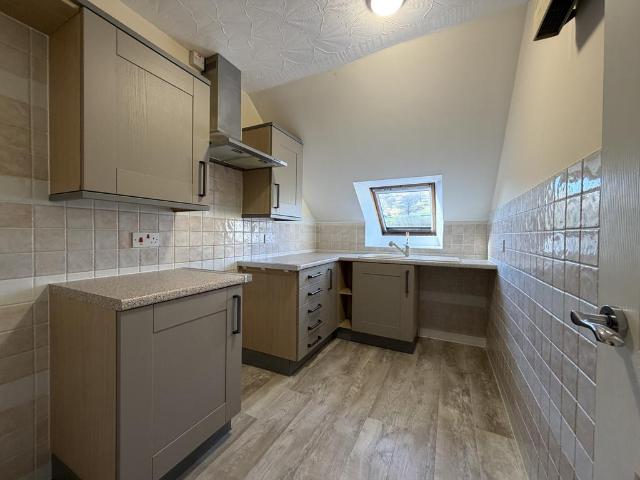2 bedroom flat to rent