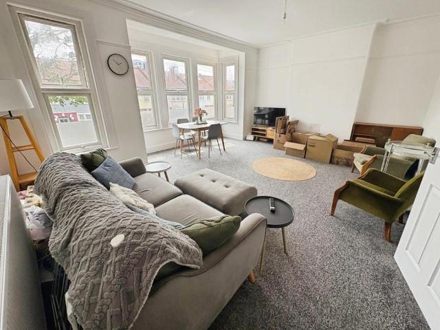 2 bedroom flat to rent