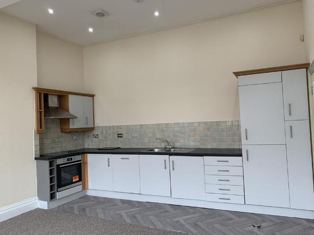 2 bedroom flat to rent