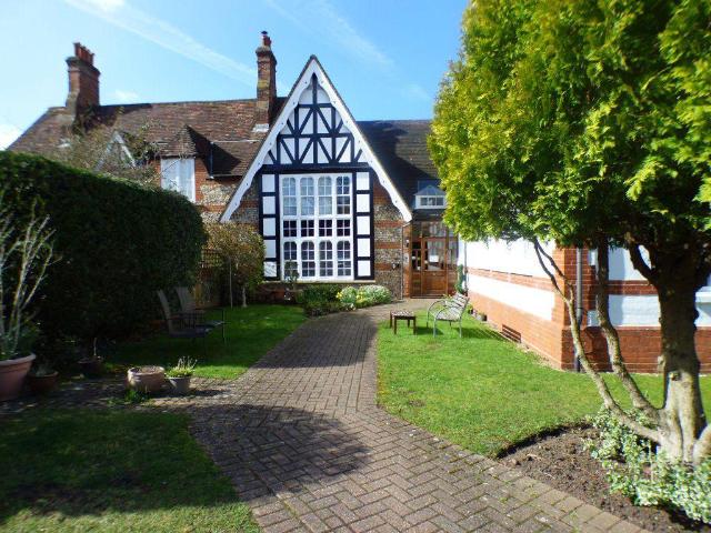 2 bedroom flat to rent