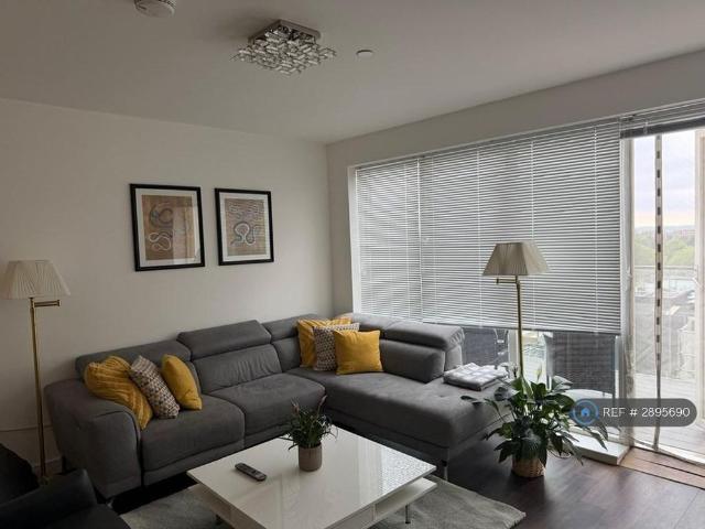 2 bedroom flat to rent