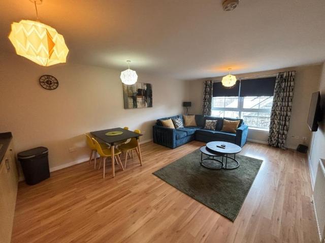 2 bedroom flat to rent
