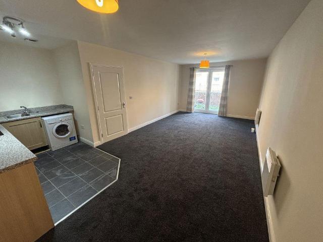 2 bedroom flat to rent