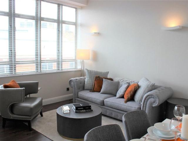 2 Bedroom Flat to Rent