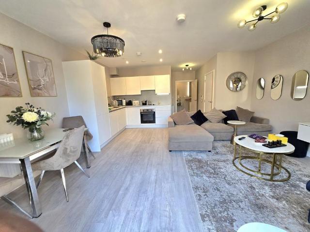 2 bedroom flat to rent