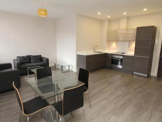 2 bedroom flat to rent
