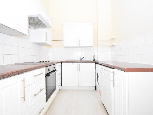 2 bedroom flat to rent