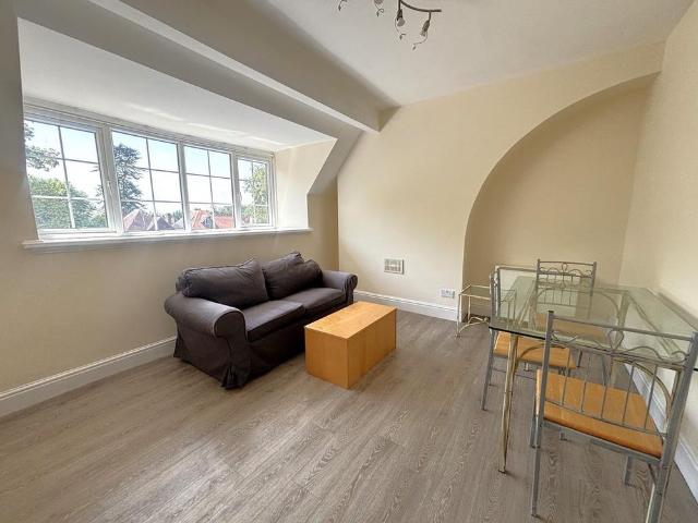 2 bedroom flat to rent
