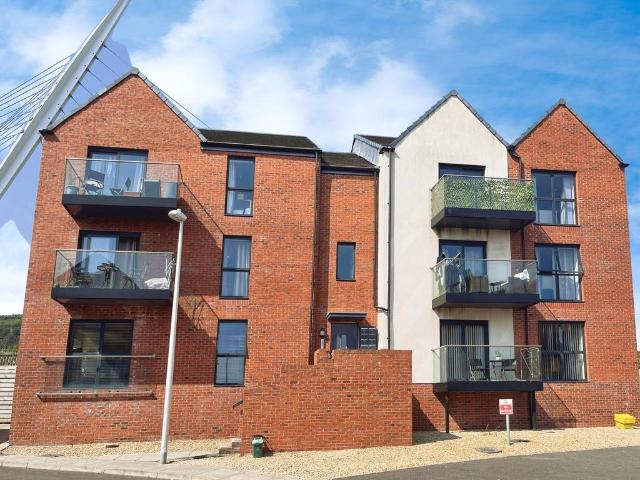 2 bedroom flat to rent