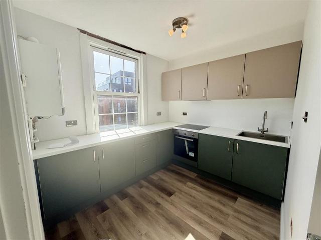 2 bedroom flat to rent