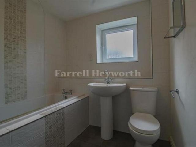 2 bedroom flat to rent