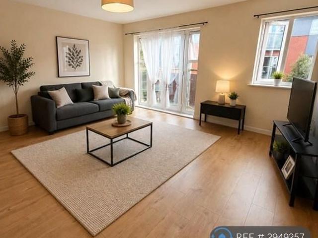 2 bedroom flat to rent