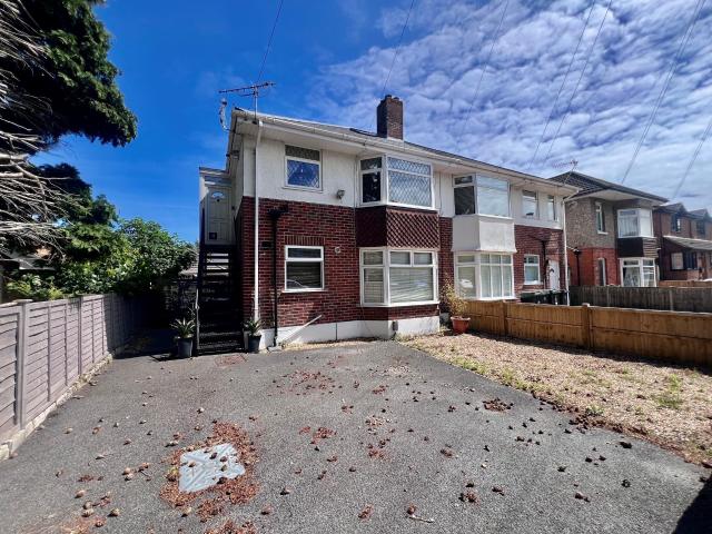 2 bedroom flat to rent