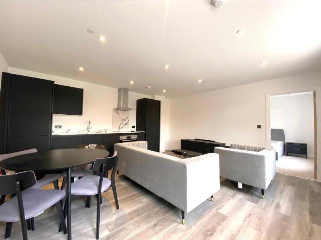 2 bedroom flat to rent