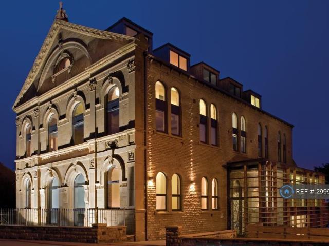 2 bedroom flat to rent