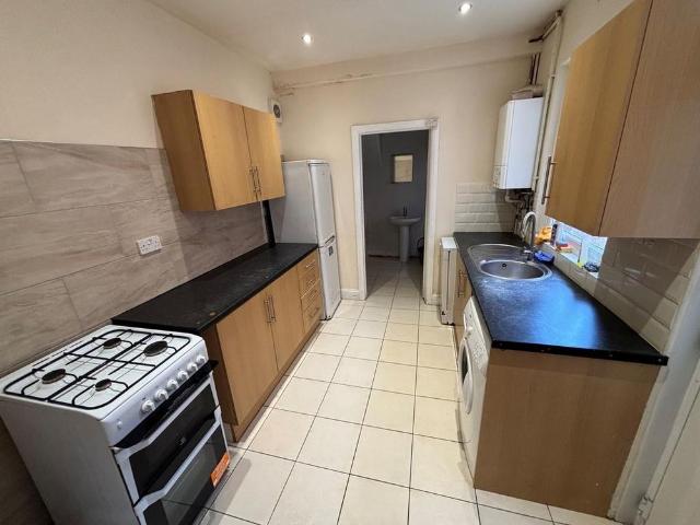 2 bedroom flat to rent