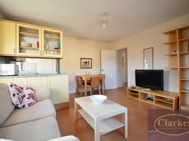 2 bedroom flat to rent