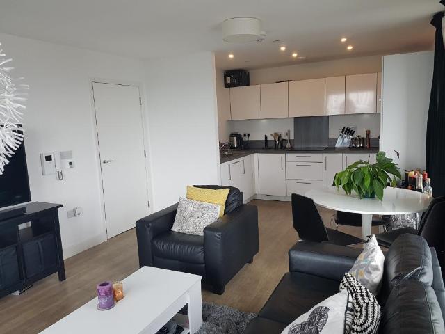 2 bedroom flat to rent