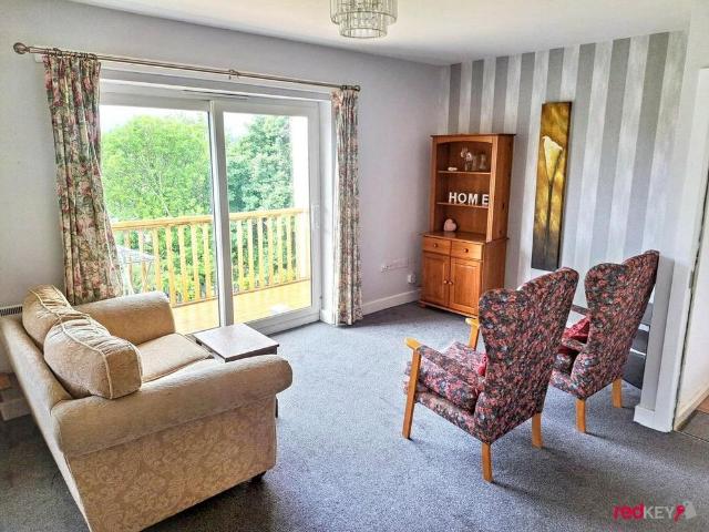 2 bedroom flat to rent